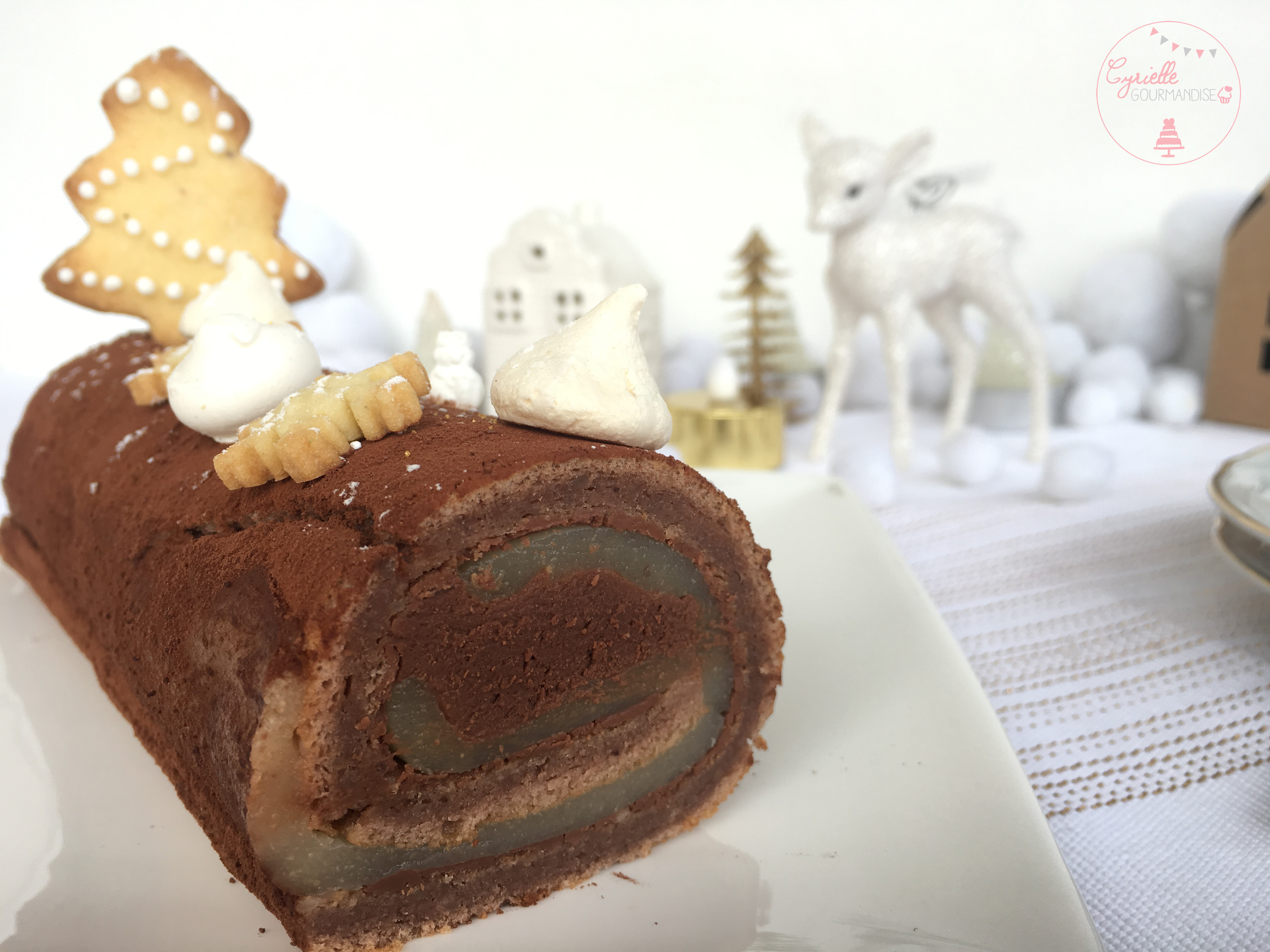 Bûche Poire-Chocolat au Poivre Voatsiperifery {Foodista Challenge #26 ...